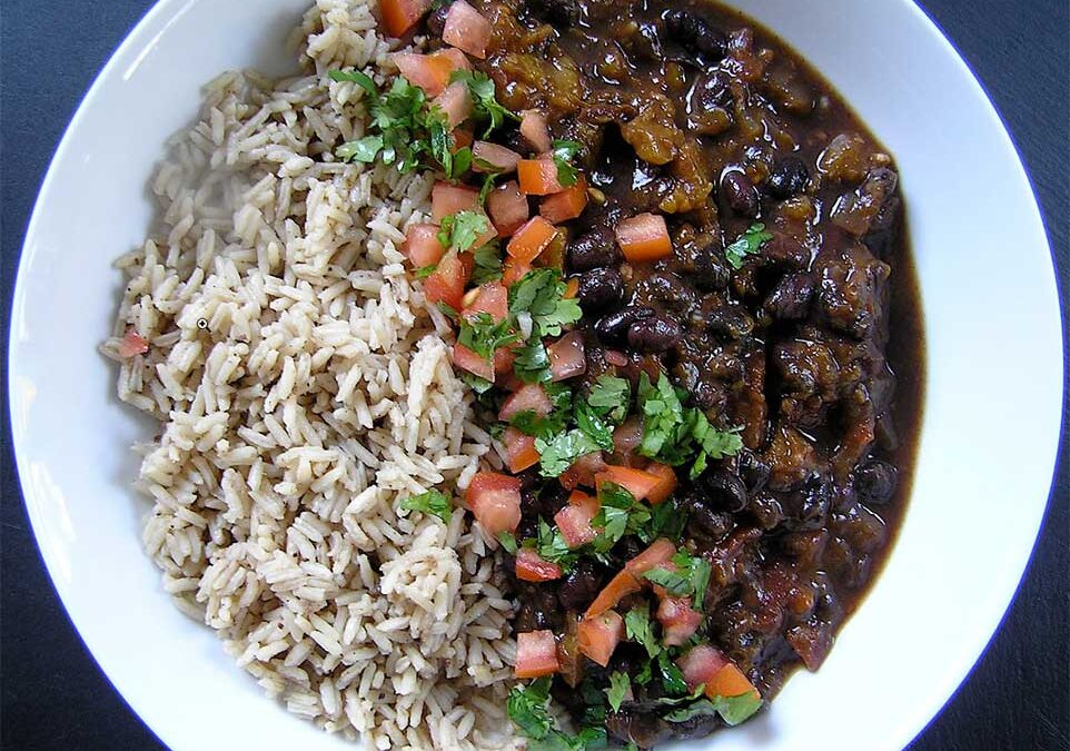 Vegetarian-Feijoada-Brazilian-Rice-and-Black-Beans | Vegetarian Recipes